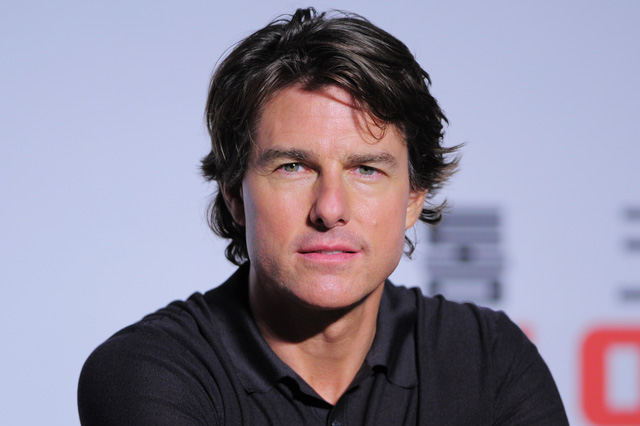 Tom Cruise: Back in the Cockpit in “American Made” – indulge