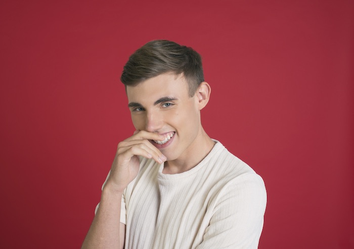 On the Radar: Singer-Songwriter, Asher Knight – indulge